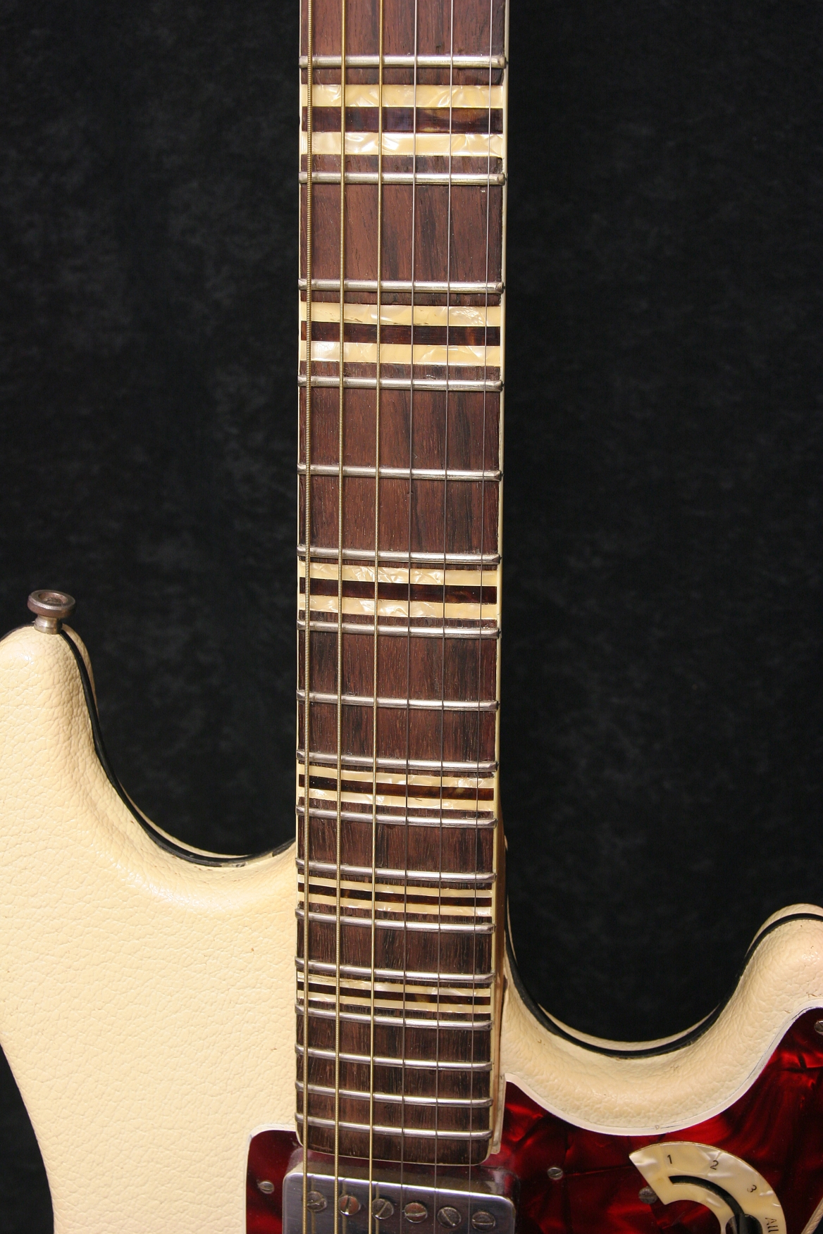 Hofner Galaxie, 1960’s, White Vinyl, made in Germany – Reforged Guitars